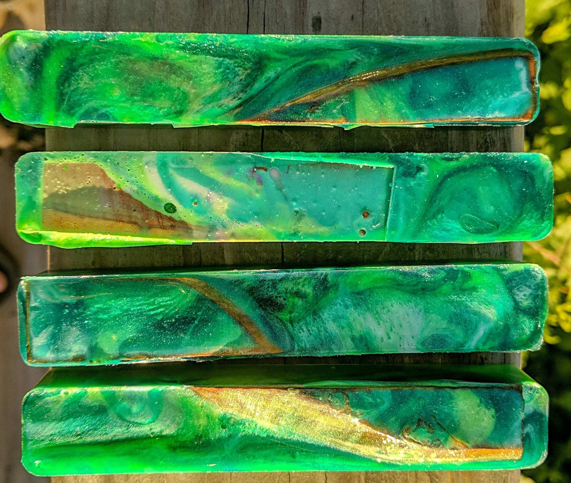 Alumilite Pen Blank Hybrid Olivewood and Greens Materials Blanks ...