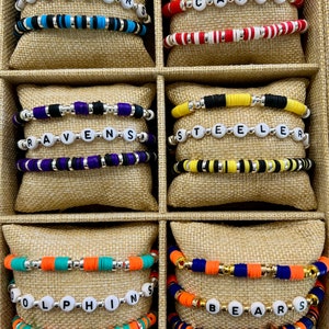 Set of 3 NFL Team Bracelets - Etsy