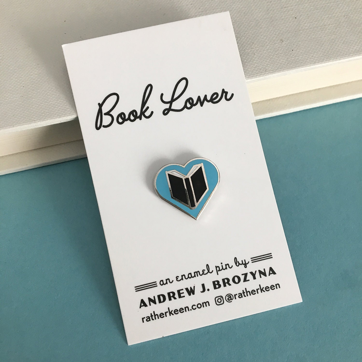 Book Lover Enamel Pin Gift for Book Lover Book Jewelry - Etsy