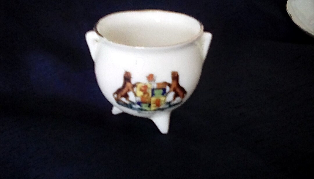 Albion Souvenir China Cauldron From Ballater - Etsy