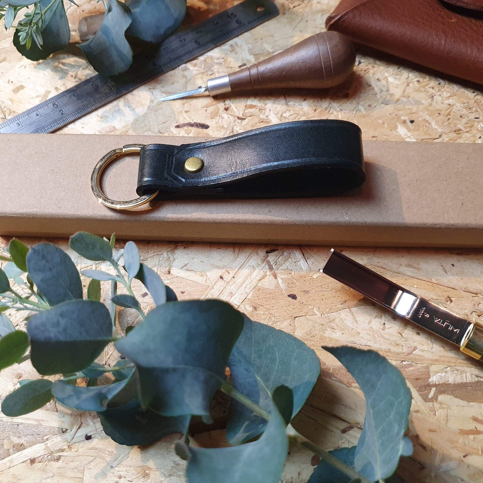 Personalised Handmade Leather Keyring - Etsy