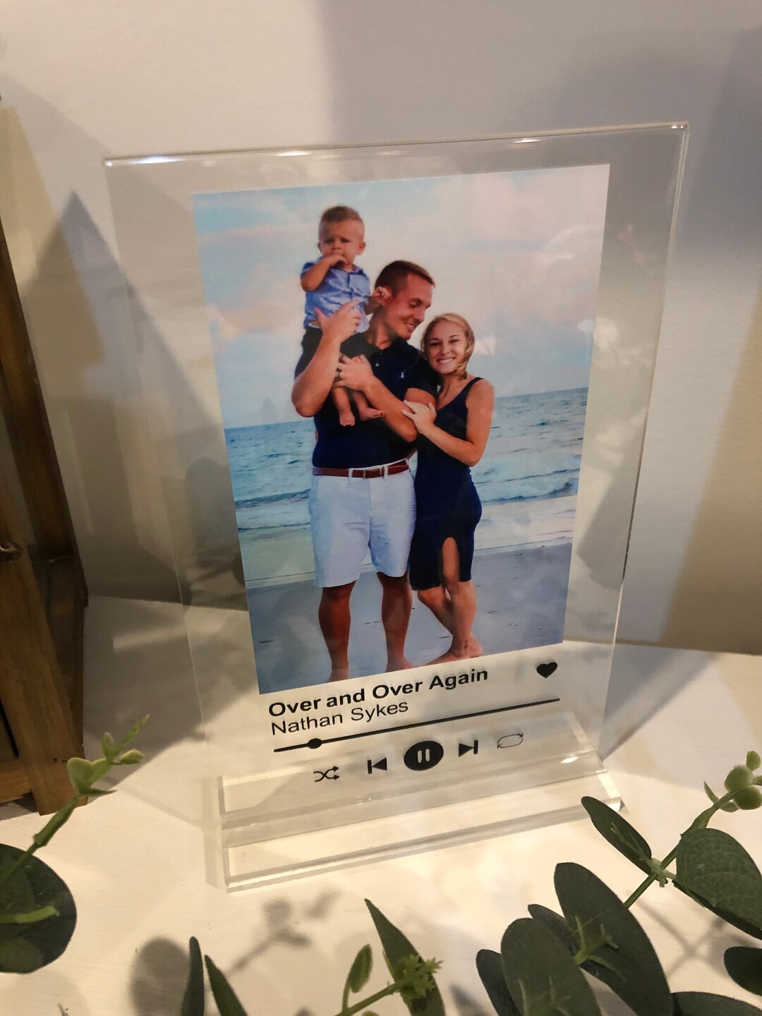 Photo Float Frame With Playing Music Song and Singer - Etsy