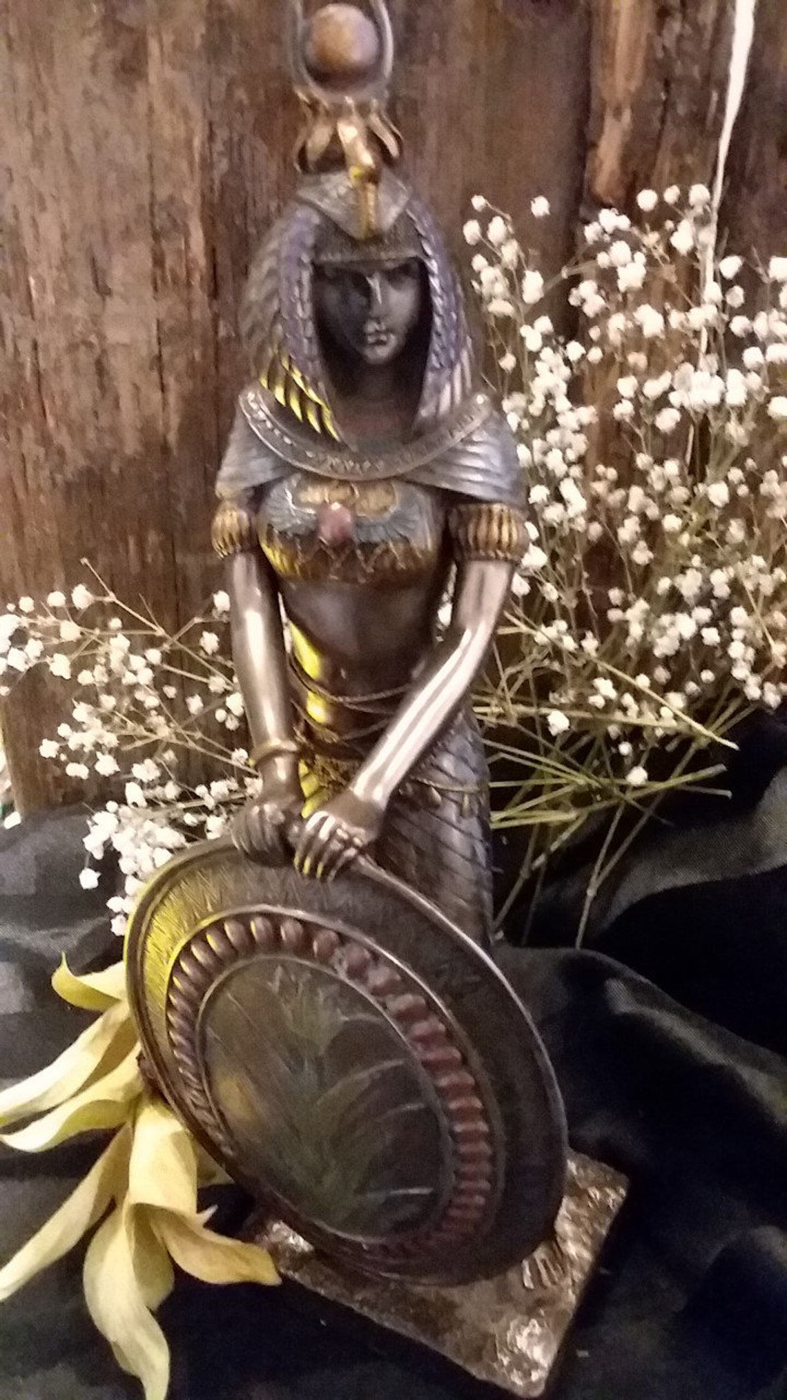 Isis Ancient Egyptian Goddess-Magical Healer-She Cured the | Etsy