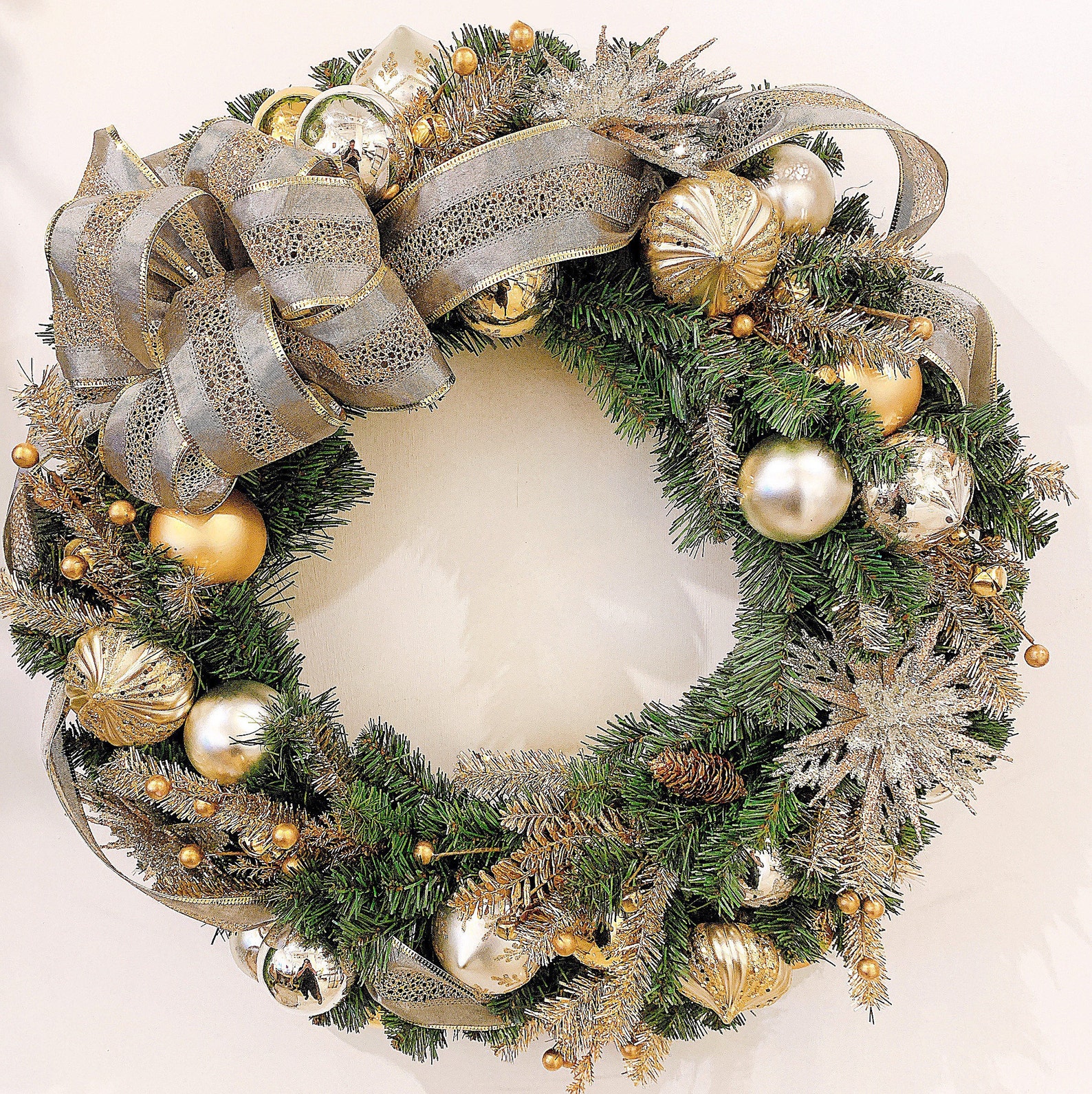 Gray and Gold Christmas Wreath - Etsy