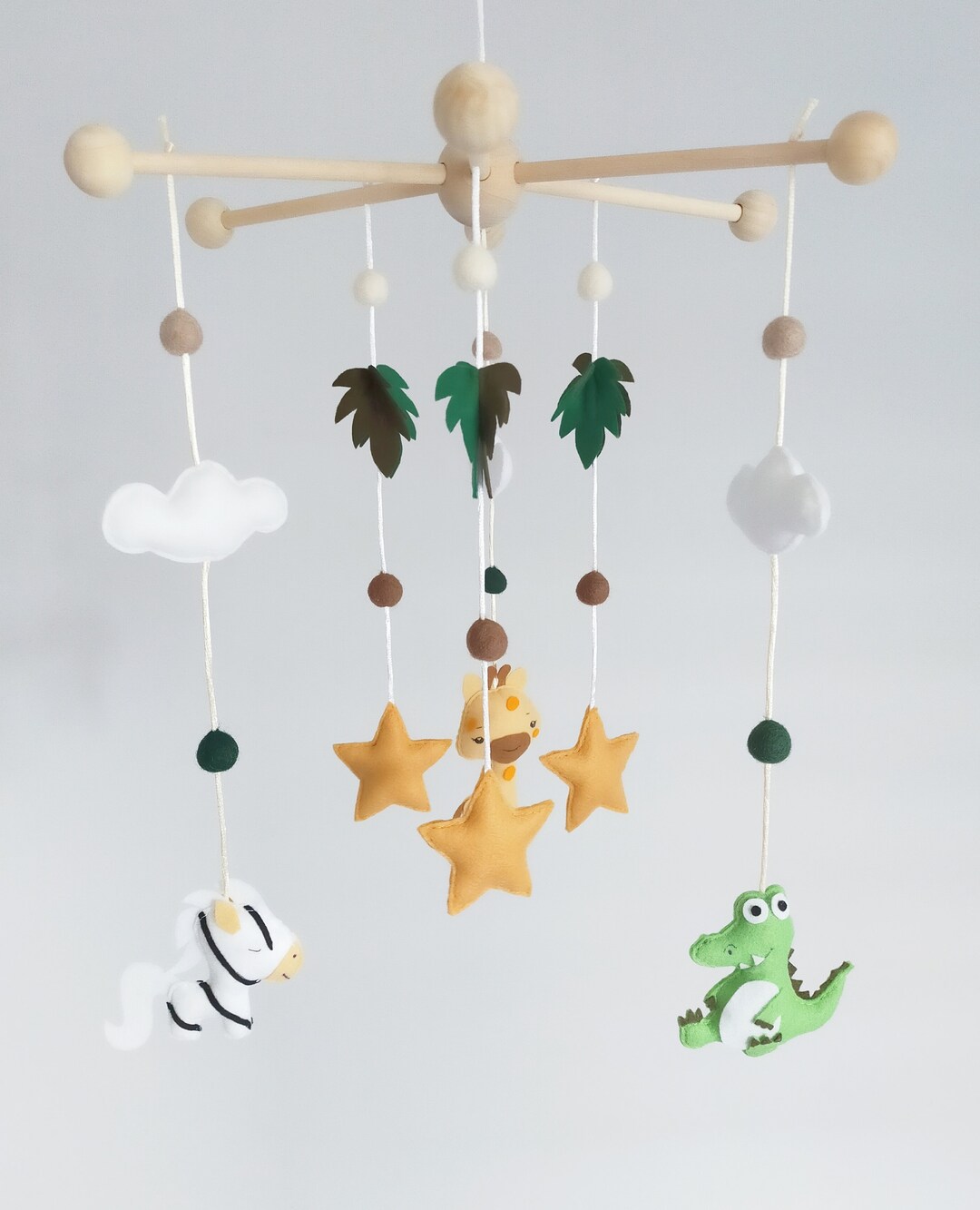 Baby Mobile Savannah Animals Giraffe Zebra Crocodile Nursery Decoration ...