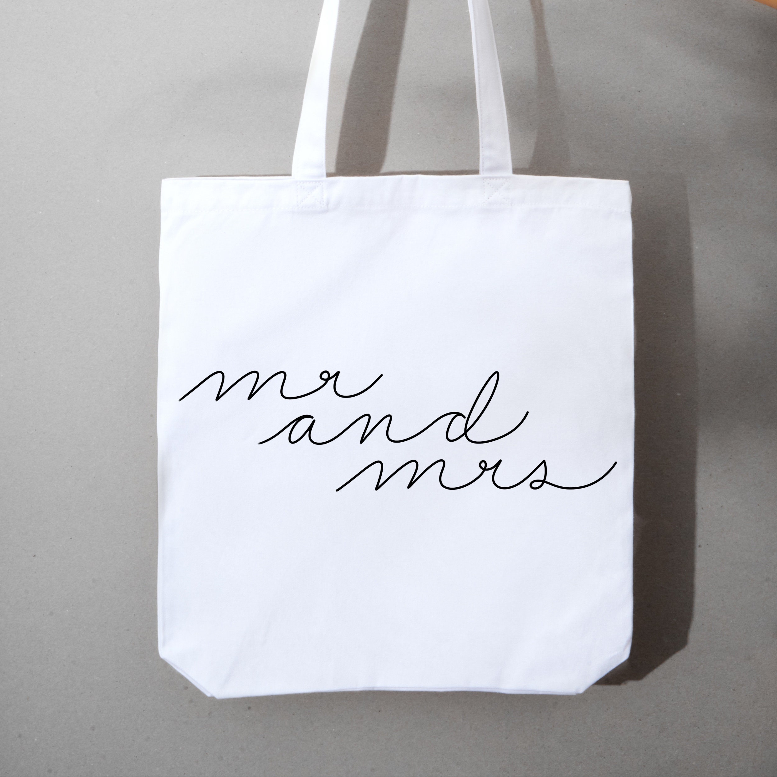 Mr and Mrs Font Bundle / Font SVG Bundle / Svg Bundle / Wedding Svg ...