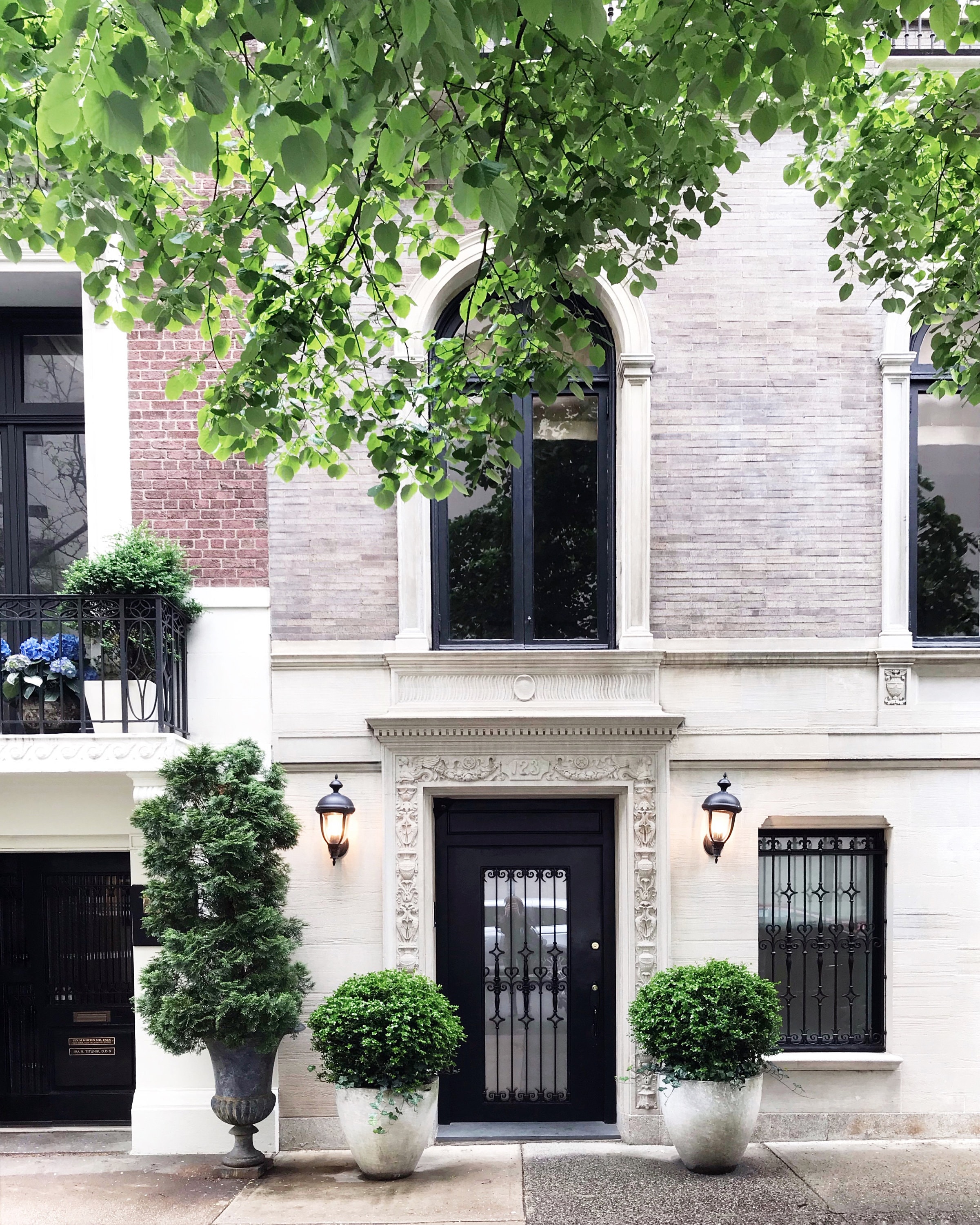 The Townhouse Collection: Upper East Side Townhouse in Spring - Etsy