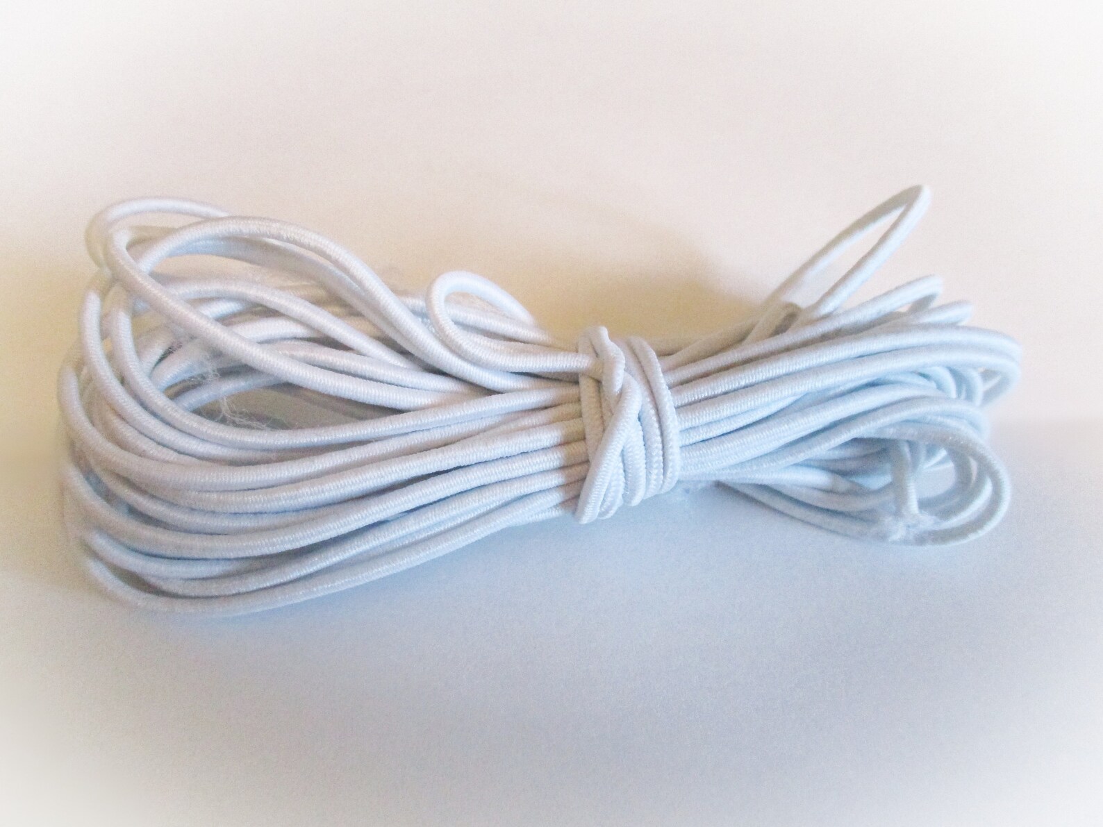 15 Yards Round Elastic Cord in 3 Colors Red Elastic White | Etsy