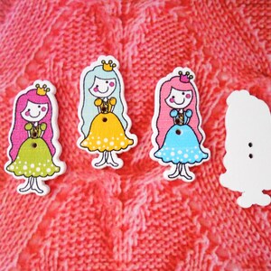 10 Wood Princess Buttons Printed Buttons Wooden Girls Buttons Cartoon ...