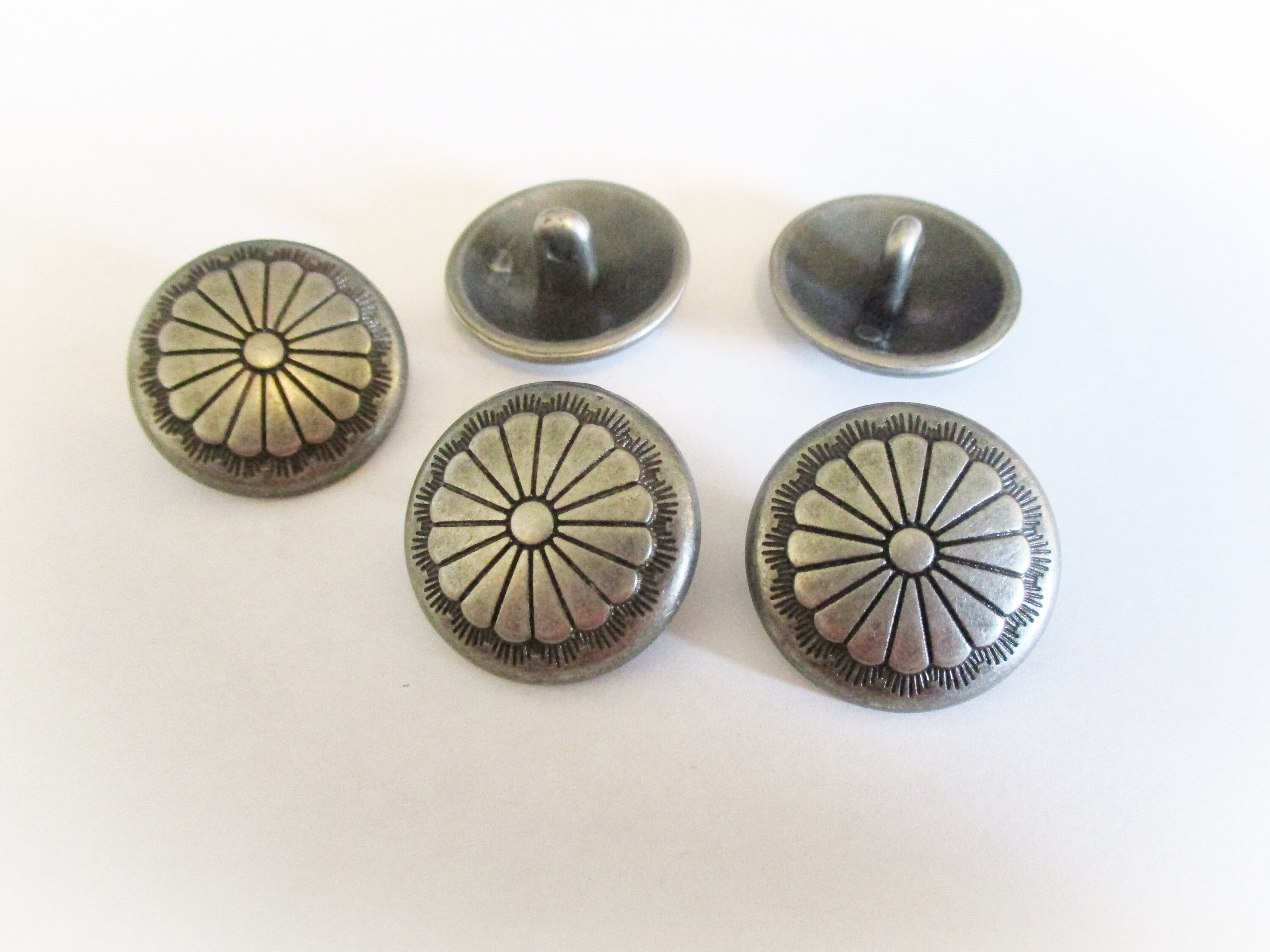 10 Round Shank Buttons Antique Silver Gunmetal Tone - Etsy