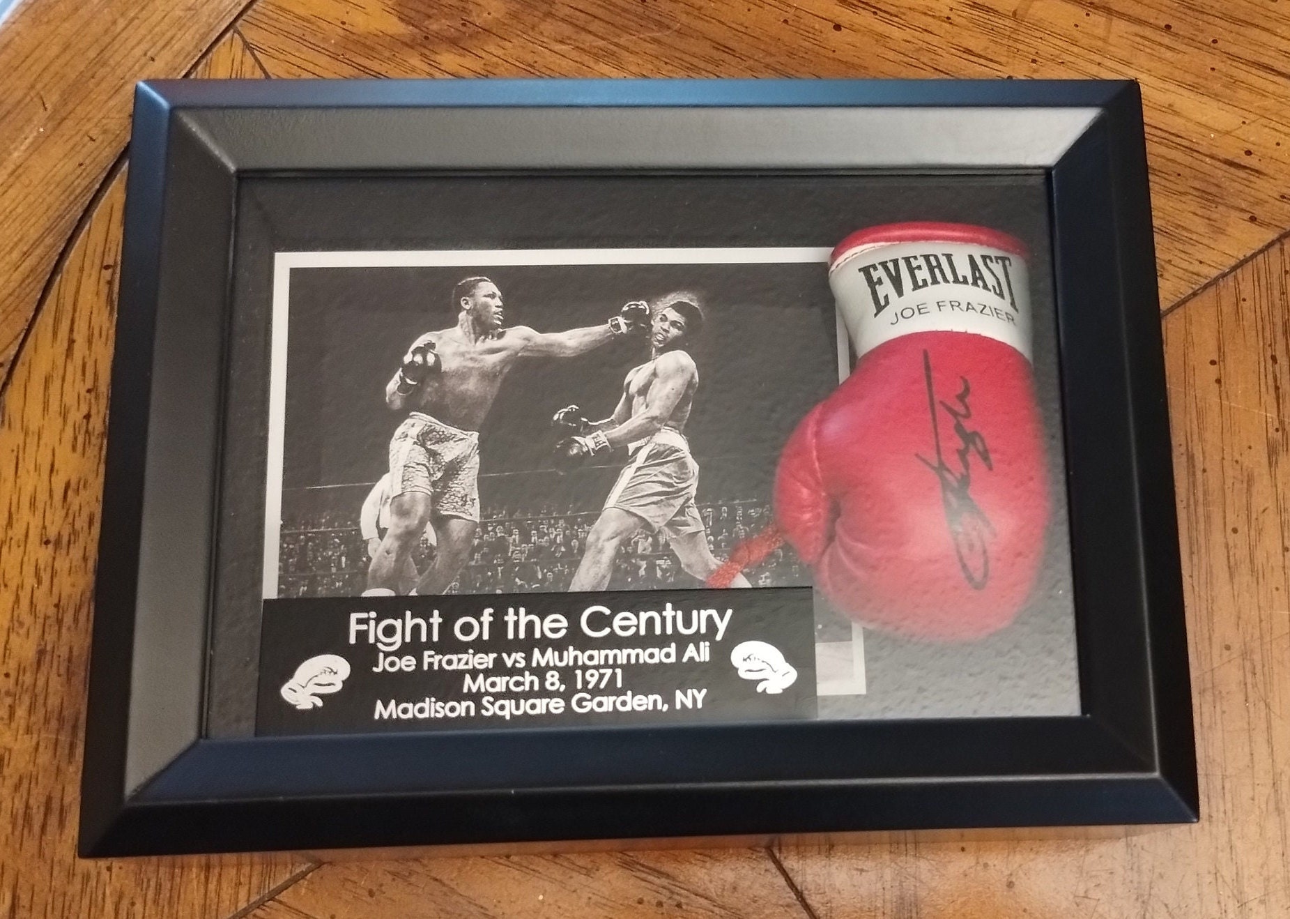 Joe Frazier Boxing Display - Etsy
