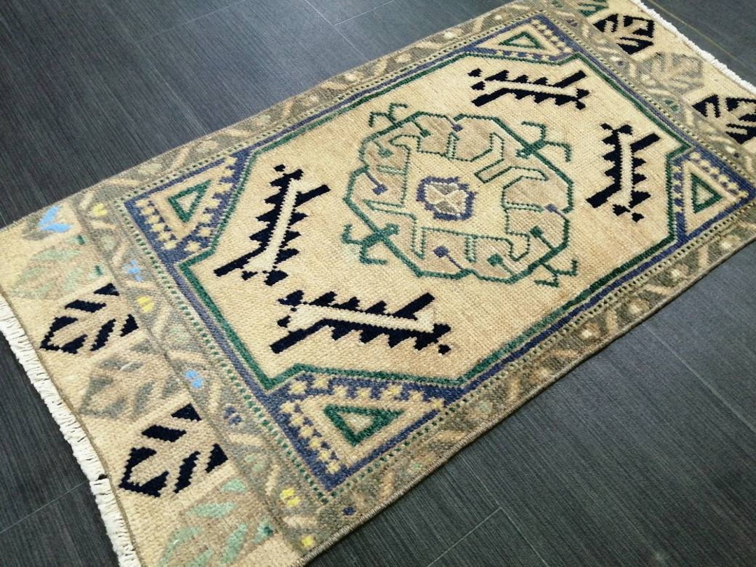 Vintage Turkish Rug Mini Rug Small Area Rug Pink Turkish Rug Oushak Rug ...