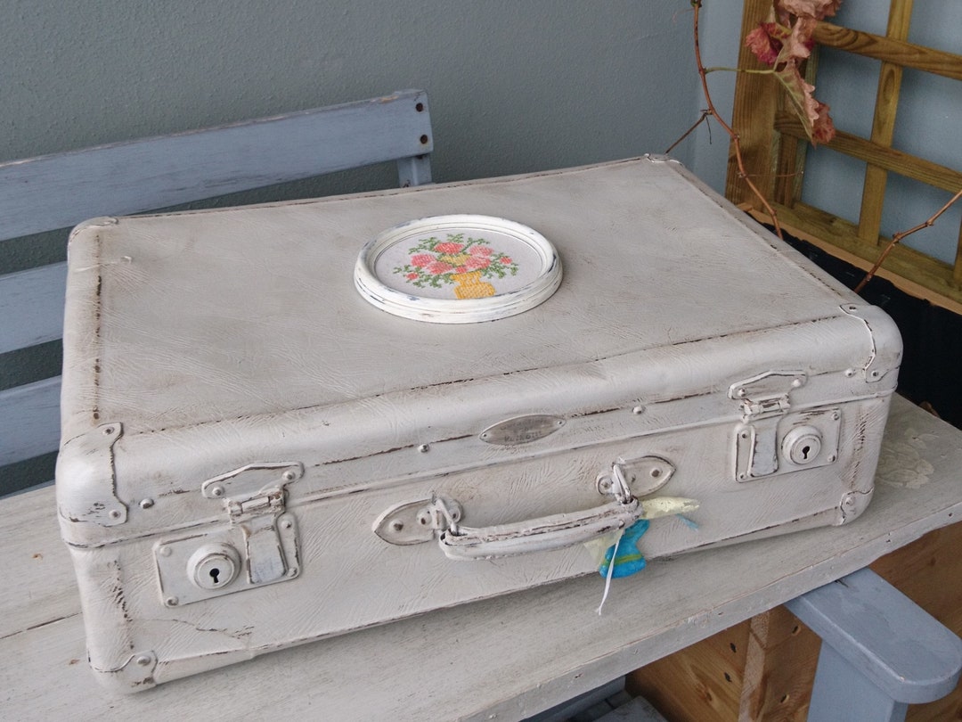 Shabby Chic Vintage Suitcase Real Vulkanit Storage for Wedding Cards ...