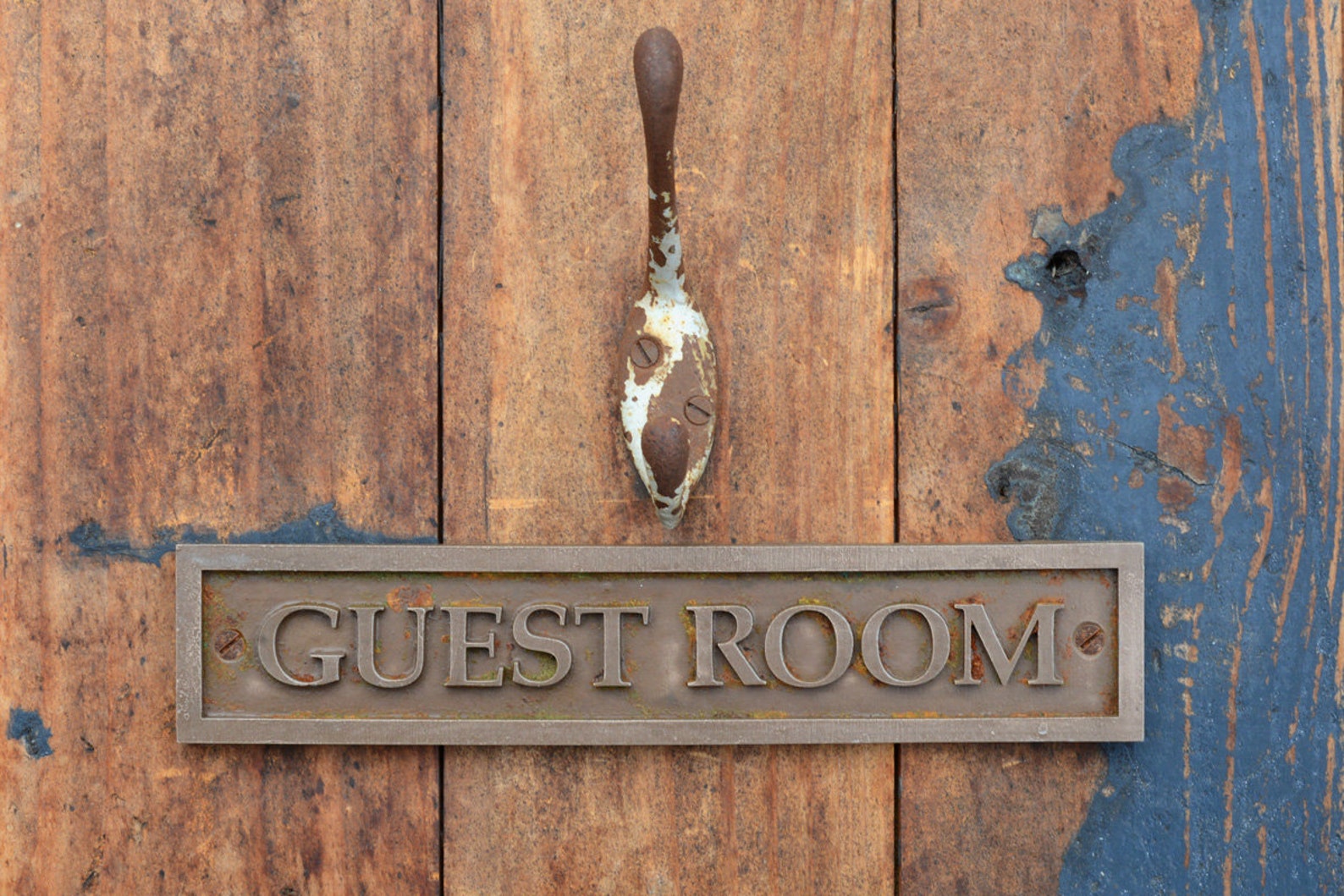 GUEST ROOM Door Sign. Black or Bronze. New, Old Style Rustic Western ...