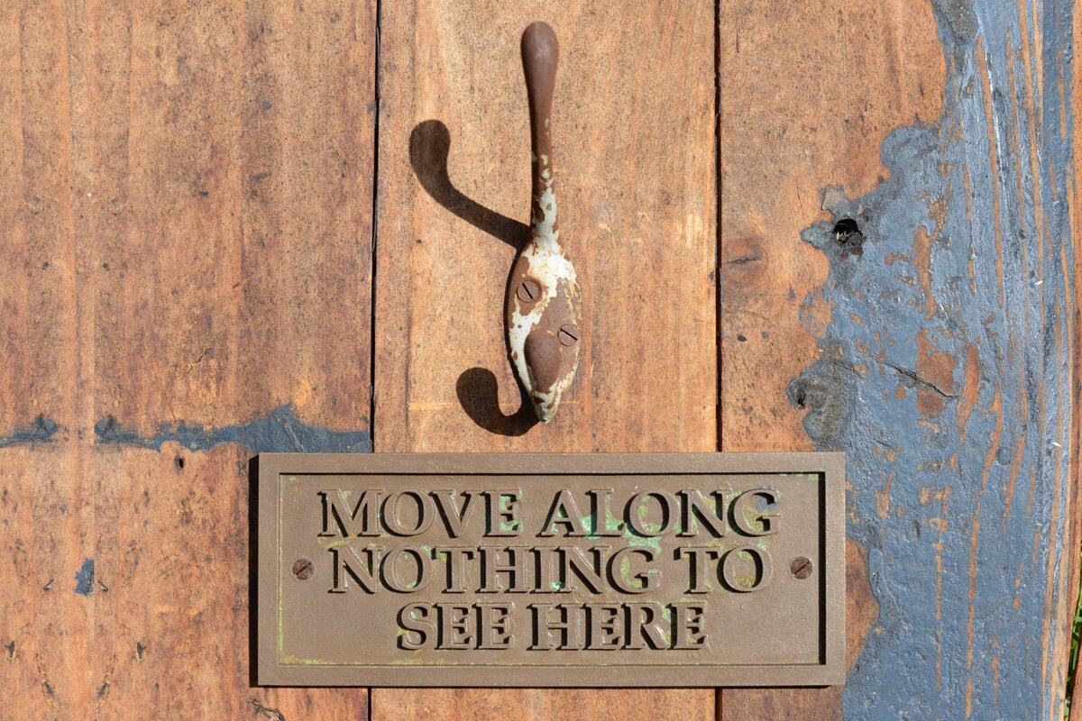 MOVE ALONG Nothing to See Here. Funny Door Sign. Police Quote. Funny ...