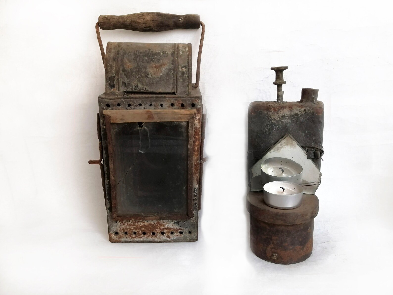 Antique Railway Lantern Rusty Metal Railroad Train Conductor Signal ...