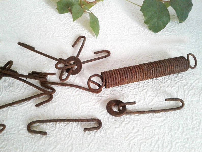Antique Rusty Metal Bed Tension Springs Connectors Salvage Iron Craft ...