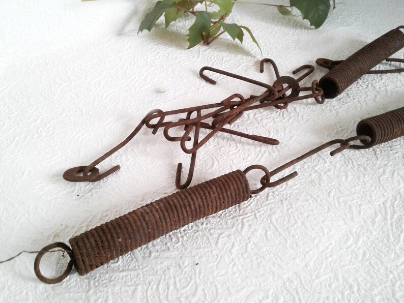 Antique Rusty Metal Bed Tension Springs Connectors Salvage Iron Craft ...