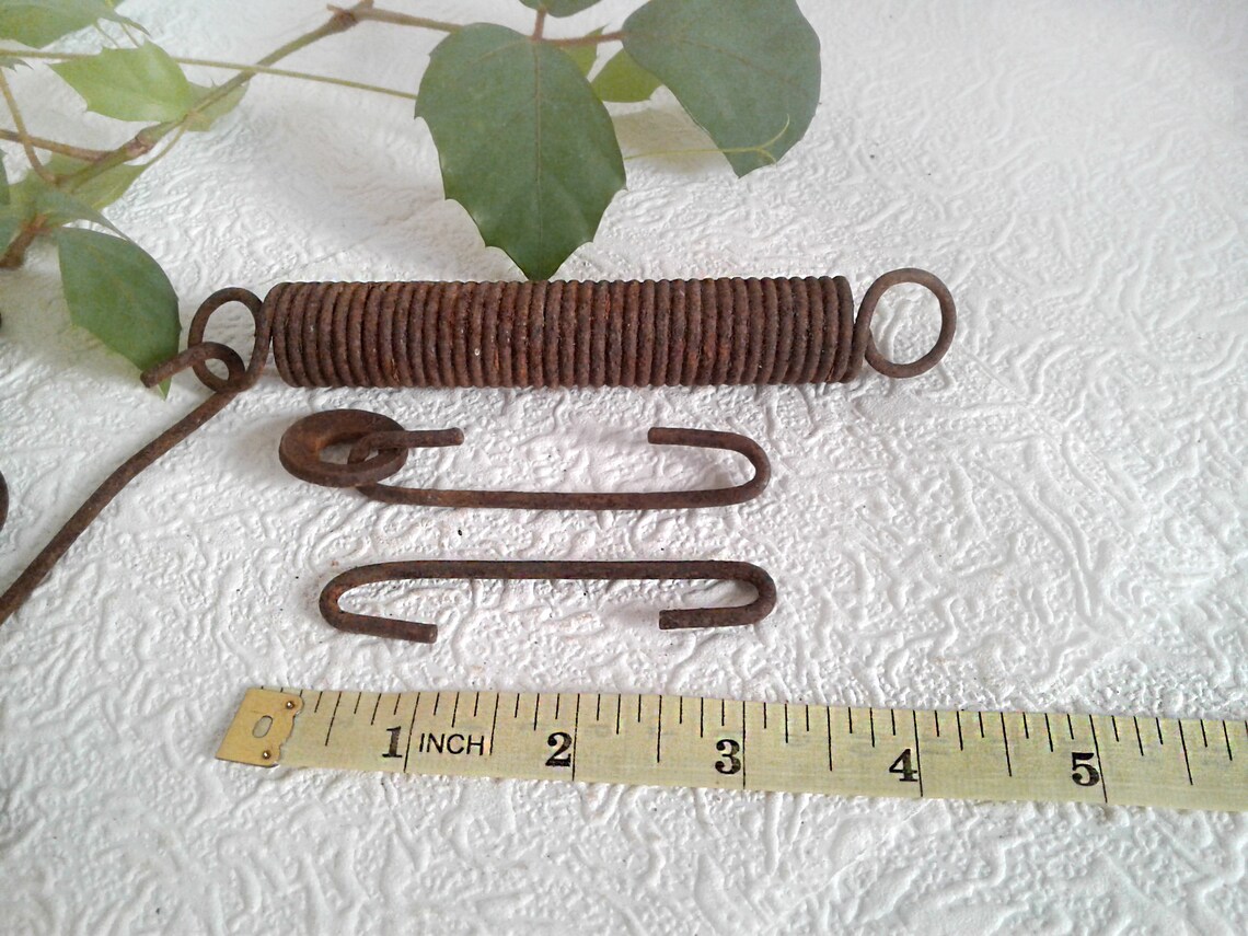 Antique Rusty Metal Bed Tension Springs Connectors Salvage Iron Craft ...