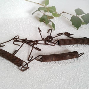 Antique Rusty Metal Bed Tension Springs Connectors Salvage Iron Craft ...