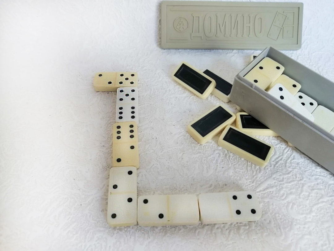 Vintage Dominoes Game Full Set Domino Bones Retro Family Game Childrens ...