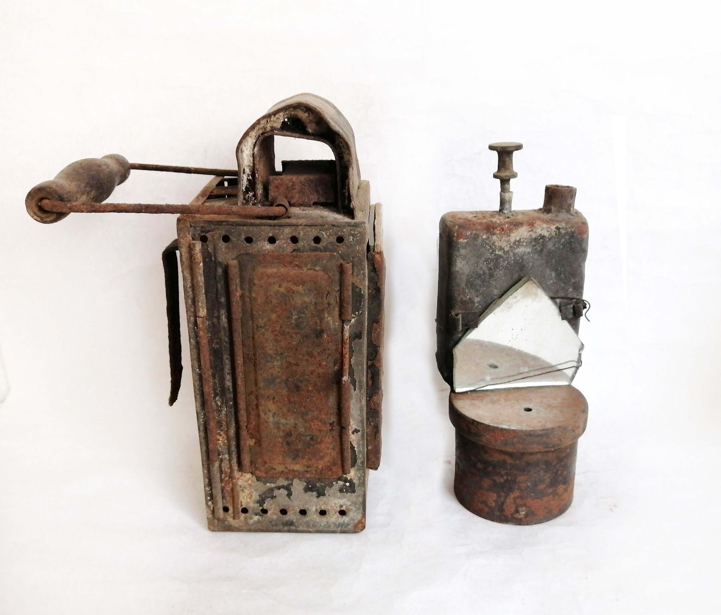 Antique Railway Lantern Rusty Metal Railroad Train Conductor Signal ...