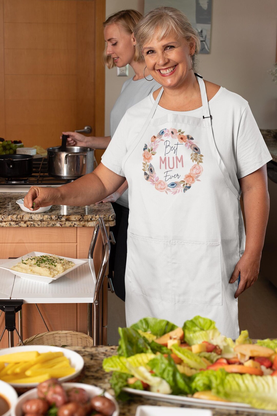 Best Mum Ever Flower Wreath Apron, Mother’s Day Gift for Mum, Kitchen ...