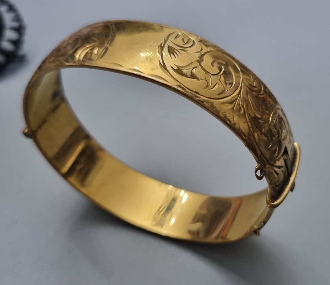 9ct Gold Metal Cored 20 Microns Engraved Swags and Swirls Hinged Bangle ...