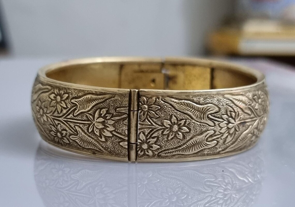 Antique Art Nouveau Rose Gold Pinchbeck Repousse Hinged Bangle With ...