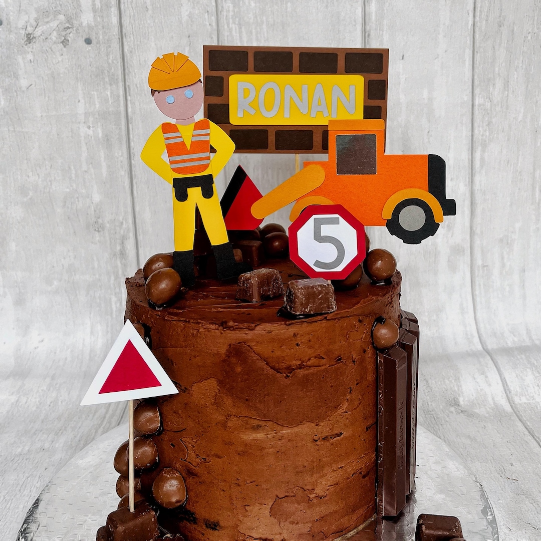 Construction Cake Topper, Personalised Construction Site Cake Topper ...