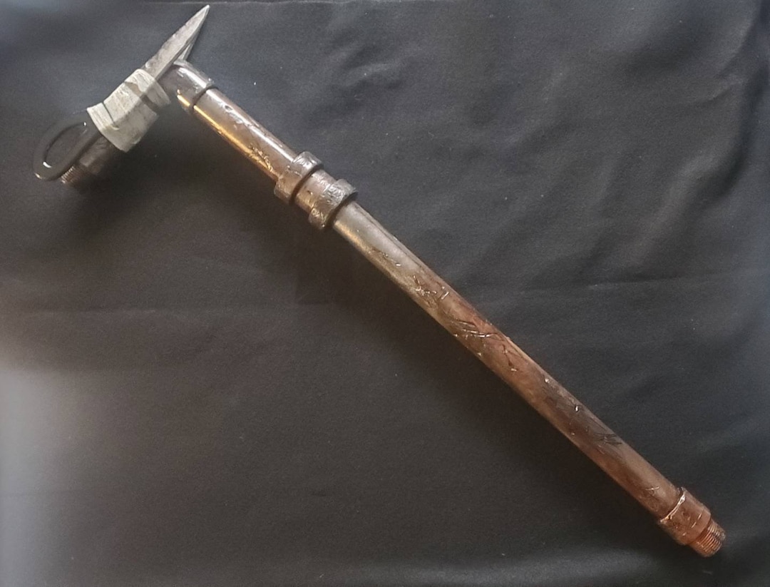 The Last of Us Pipe & Scissors Prop Weapon - Etsy