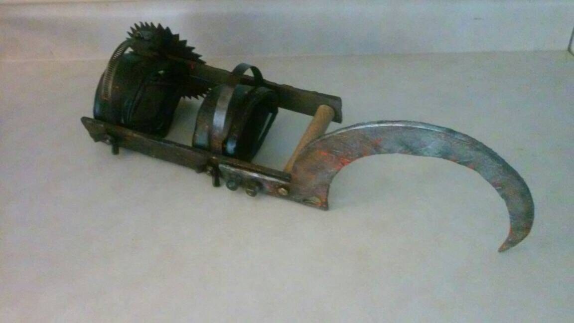 Bioshock "splicer Arm Brace" Prop - Etsy