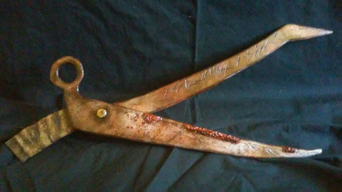 Outlast "bone Shears" Prop - Etsy
