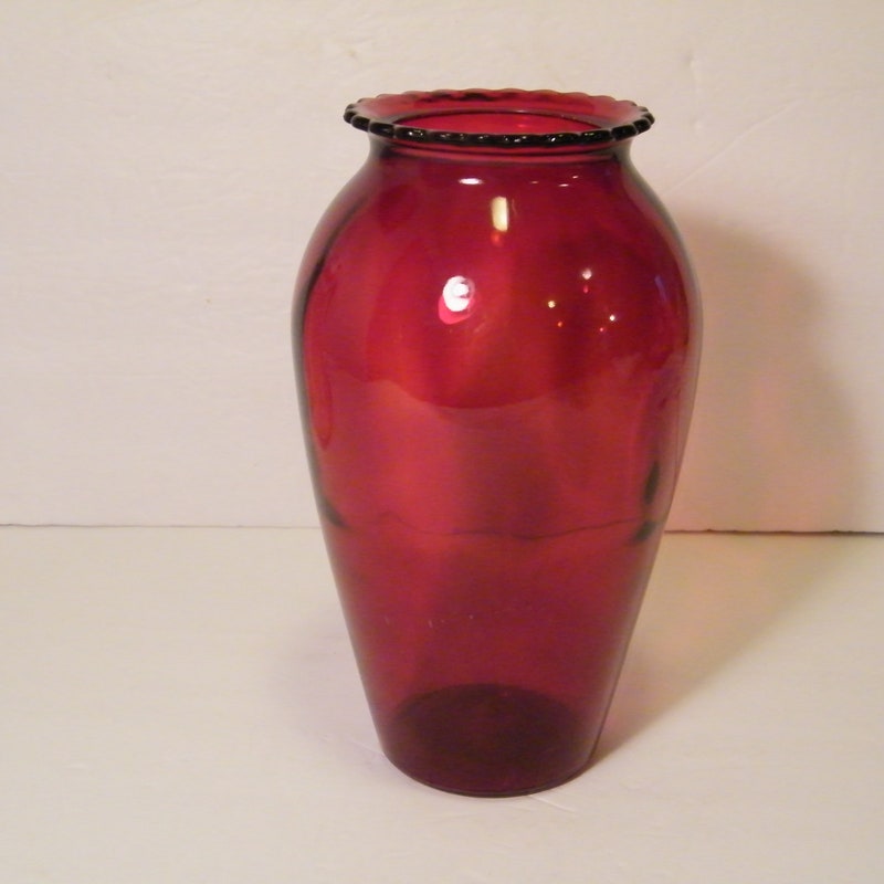 Ruby Red Vase - Etsy