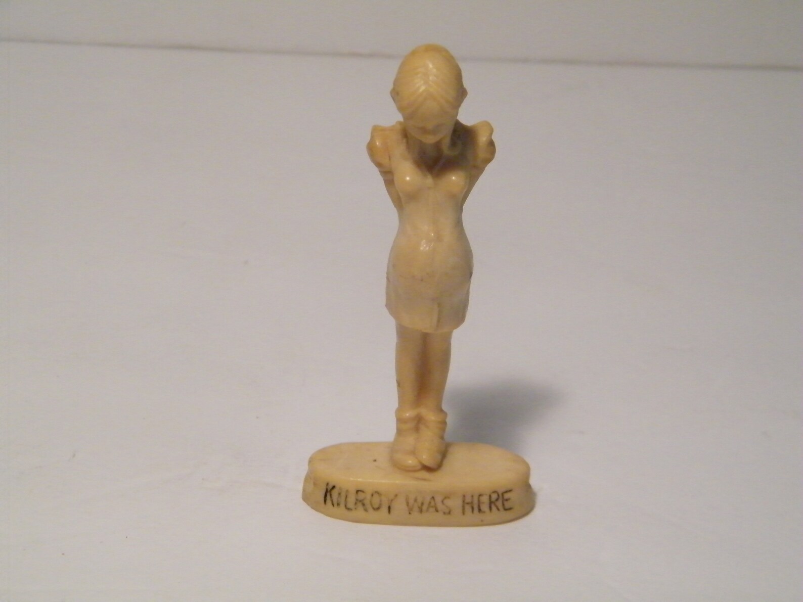 Kilroy Was Here Pregnant Girl Figurine From WWII Vintage - Etsy