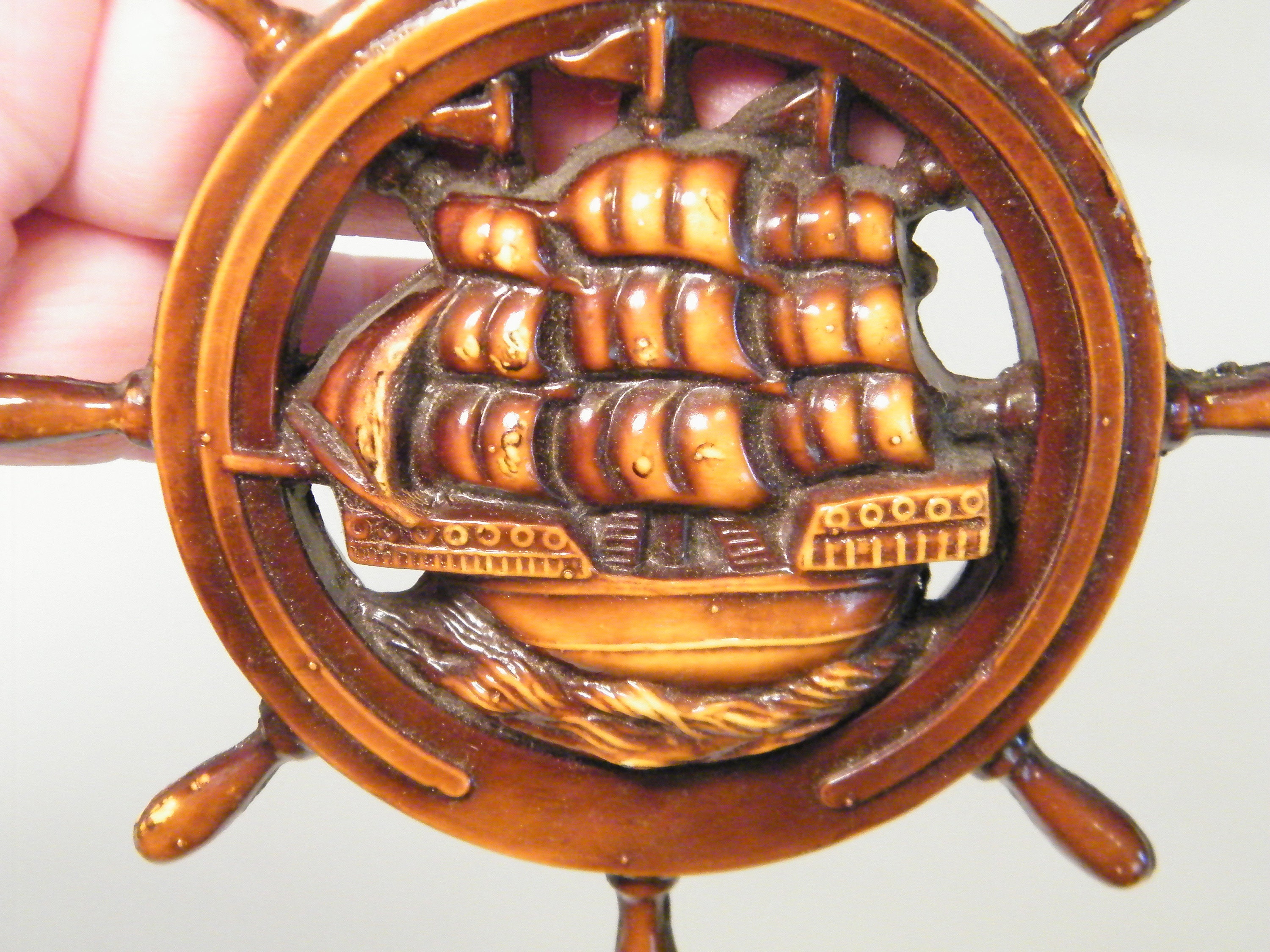 Ships Wheel Wall Decor Made in Japan With Inset of 1800s Sailing Vessel ...