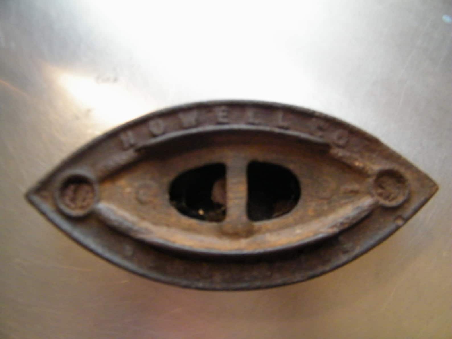 Antique Sad Iron by Howell Co Geneva, Ill, 1800s Cast Iron Sad Iron ...
