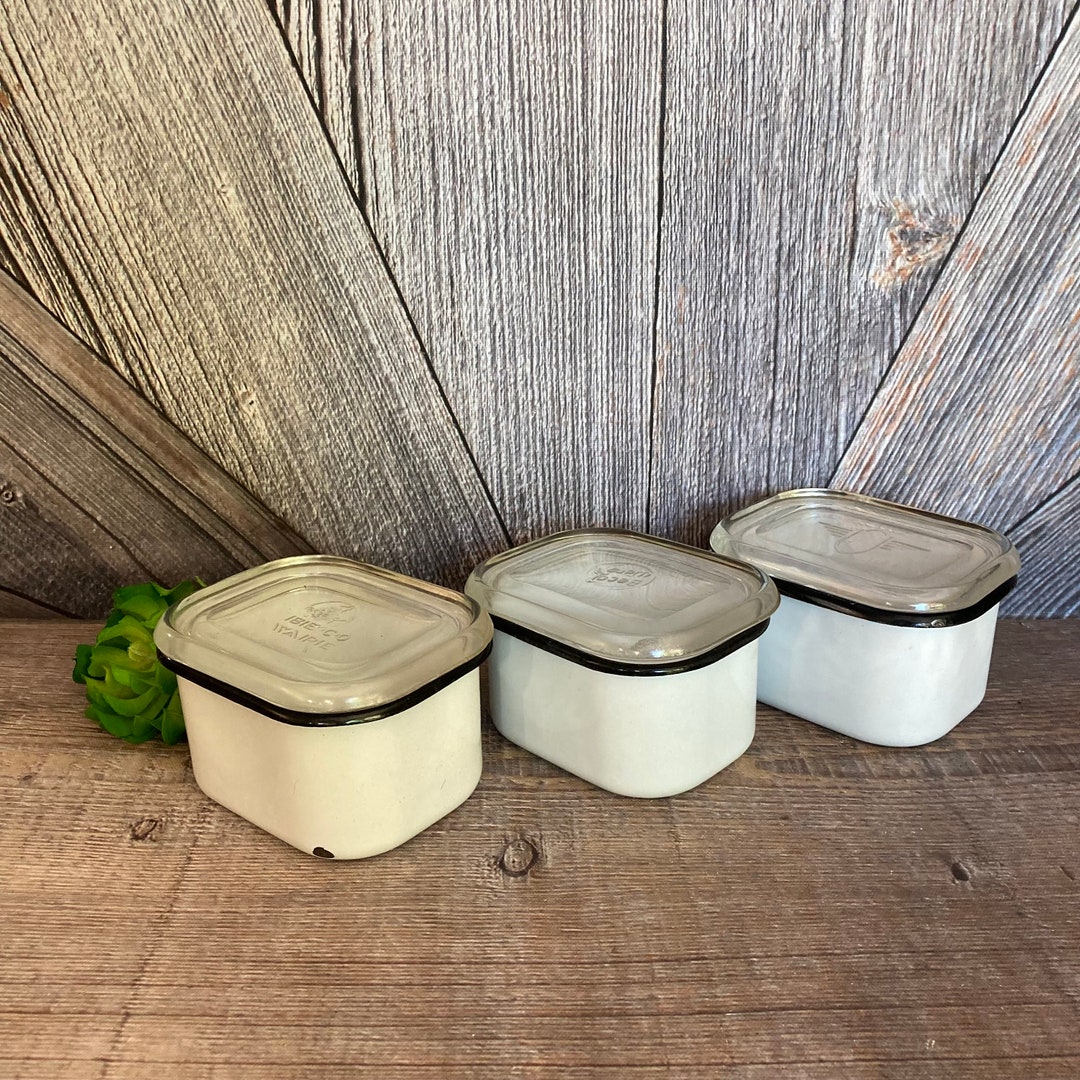 Vintage 3 Refrigerator Enamel Boxes W/ Glass Lids Vegetable Crisper ...