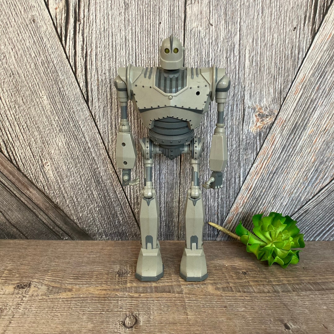 Vintage Iron Giant Toy Plastic Trendmaster 1999 12 Inch Light up Sounds ...