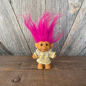 Vintage Flower Girl Troll Doll wedding Troll With Pink Hair Russ Berrie ...