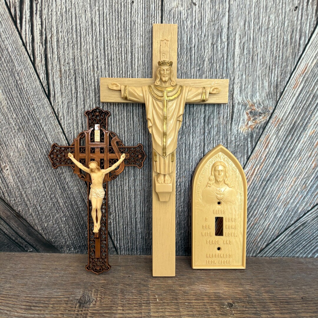 3 Vintage Catholic Crucifixes, Plastic Crosses With Jesus, Light Switch ...