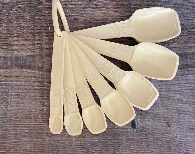 Vintage Tupperware Measuring Spoons Plastic Tupper Ware Measuring Spoon ...