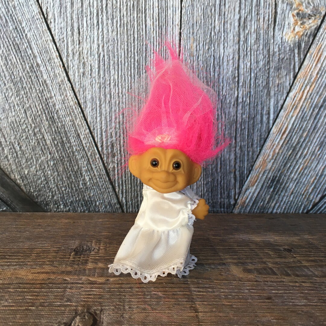 Vintage Bride Troll Doll russ Berrie Troll Clapping Hands Troll in ...