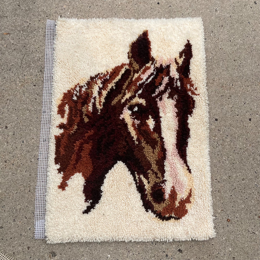Vintage Horse Latch Hook Rug Yarn Wall Hanging Orange Brown Decoration ...