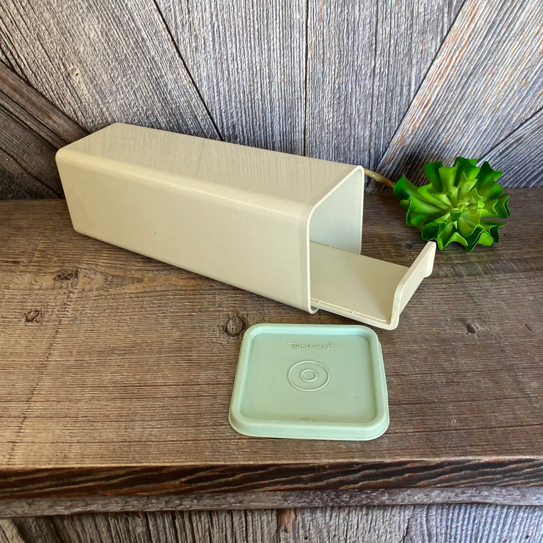 Vintage Tupperware Velveeta Cheese Keeper Cheese Cracker Dish Storage ...