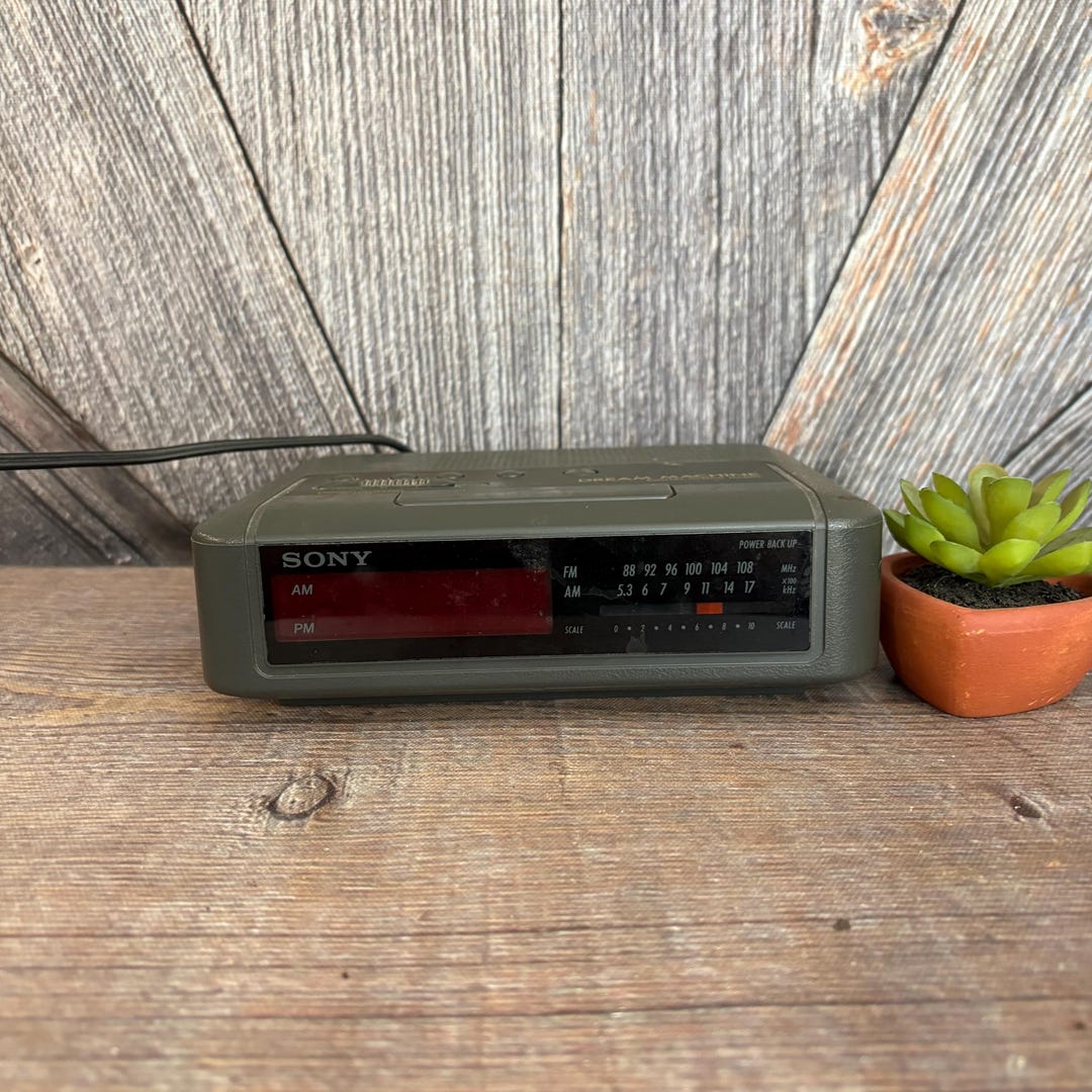 Vintage Sony Dream Machine Clock Radio, ICF-C370 Retro Look ICF-C240 ...