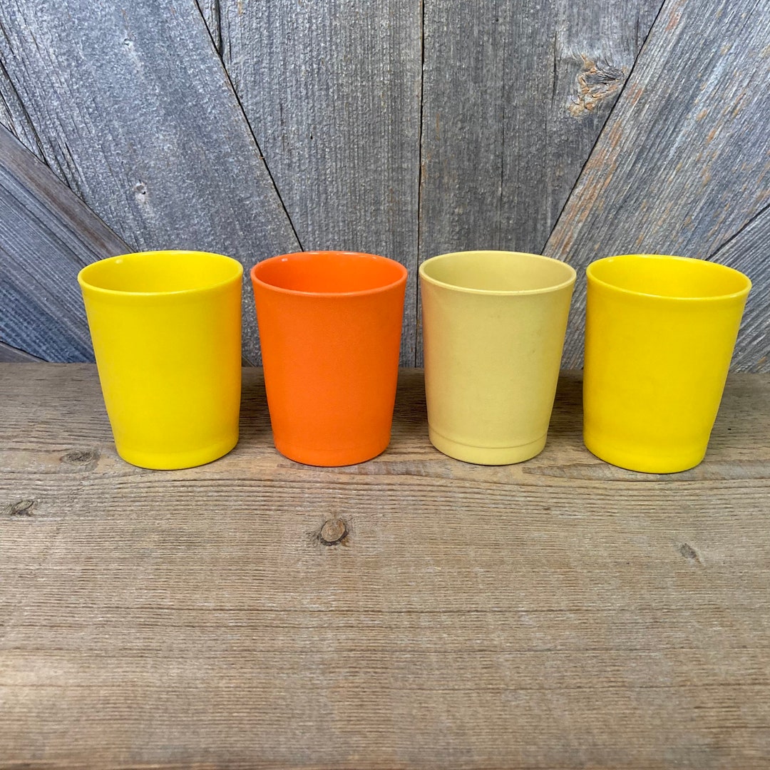 4 Vintage Tupperware Tumblers Tall Cups Glasses Plastic Tupper Ware ...