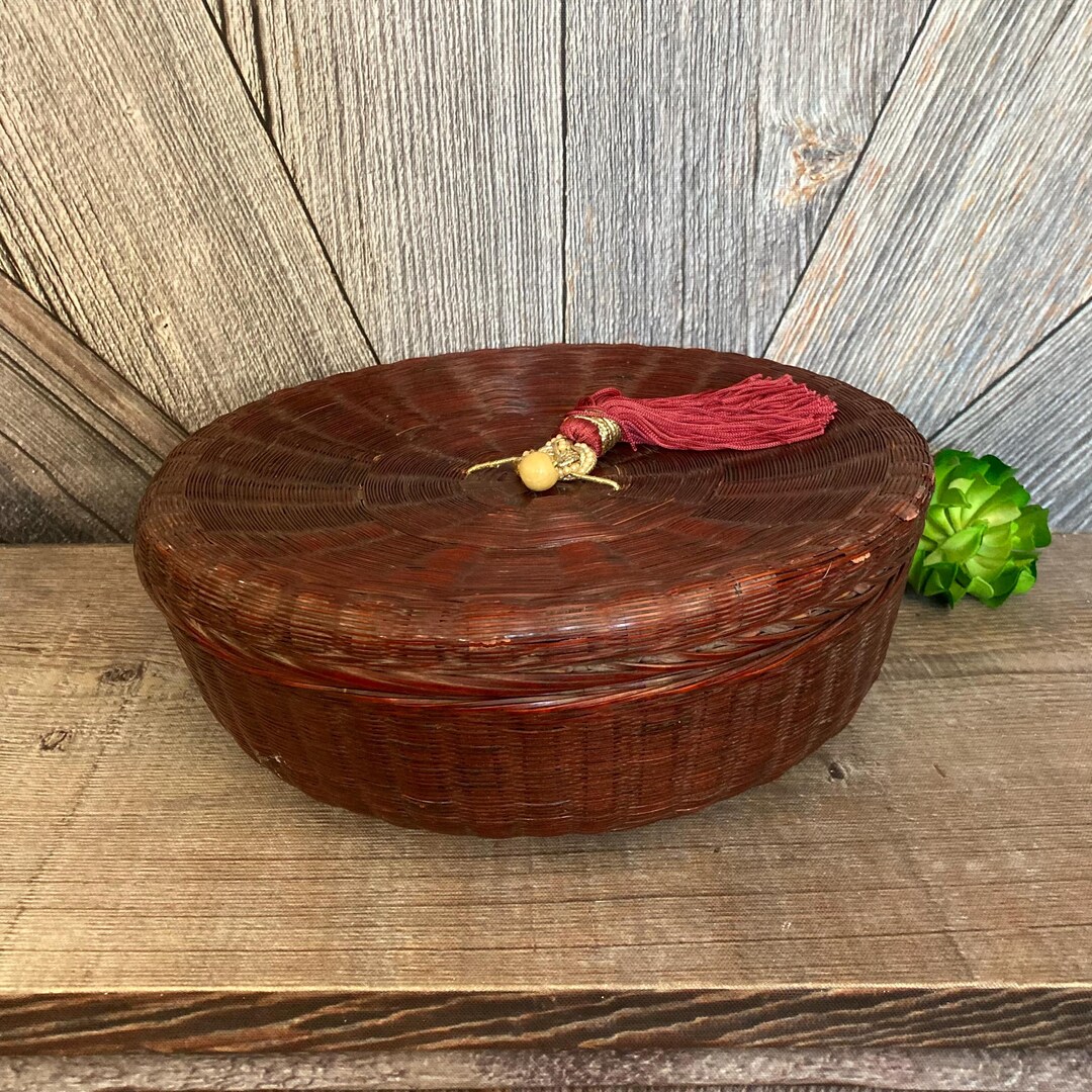 Vintage Sewing Basket, Vintage Wicker Basket for Use or Display ...