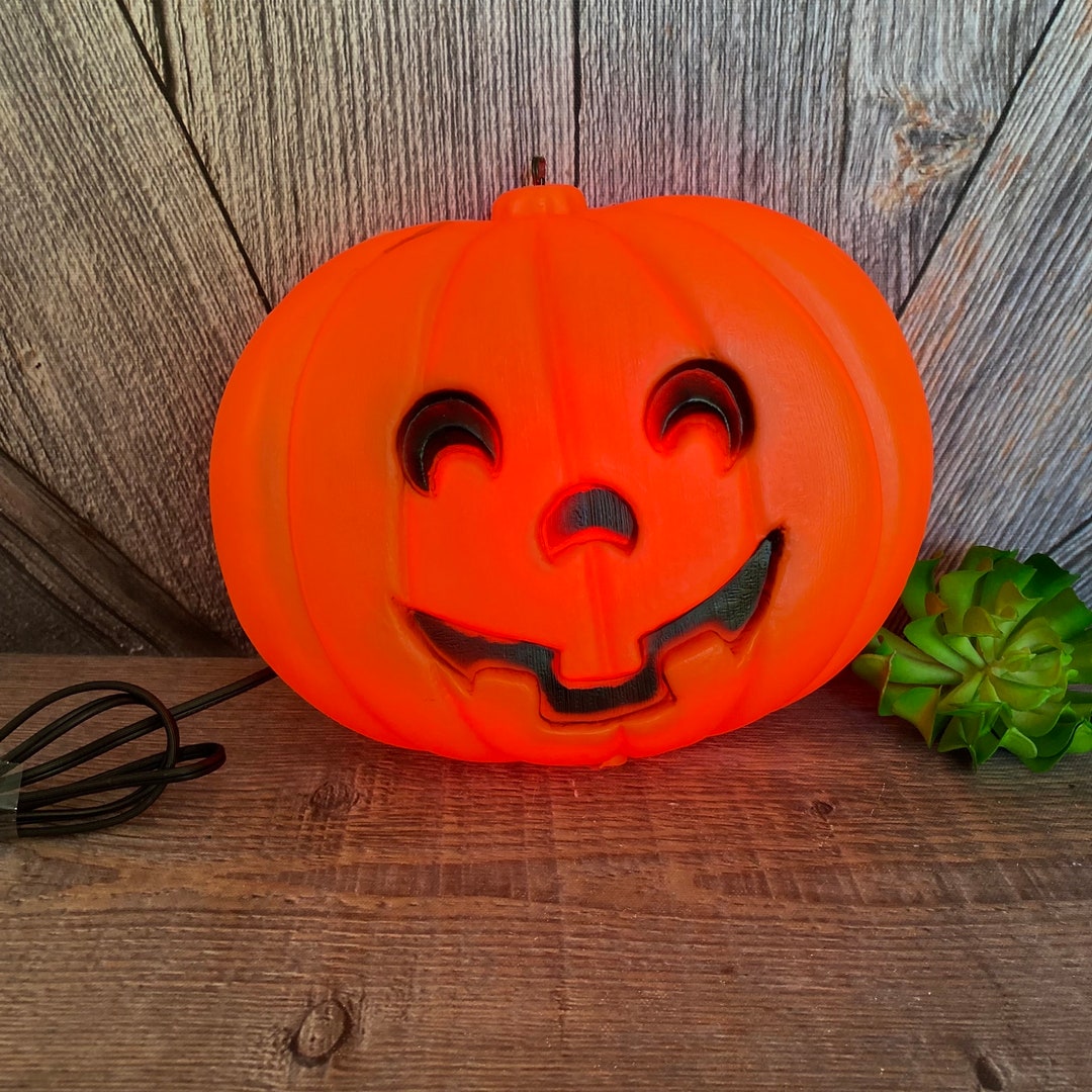 Vintage Halloween Pumpkin Blowmold Light blow Mold Pumpkin Plastic ...