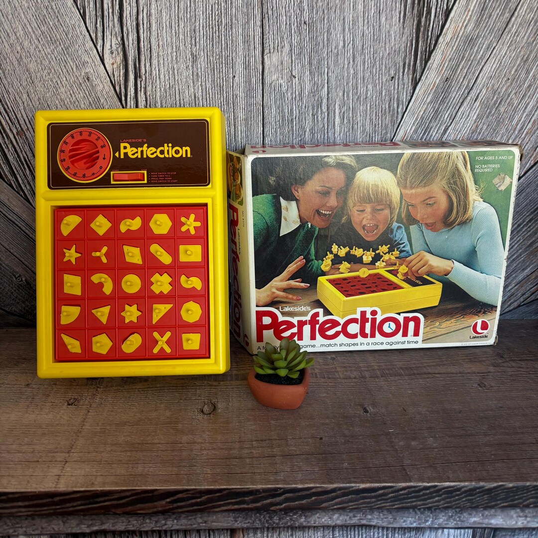 Vintage Perfection Game Lakeside 1977 COMPLETE Match Shapes Against ...
